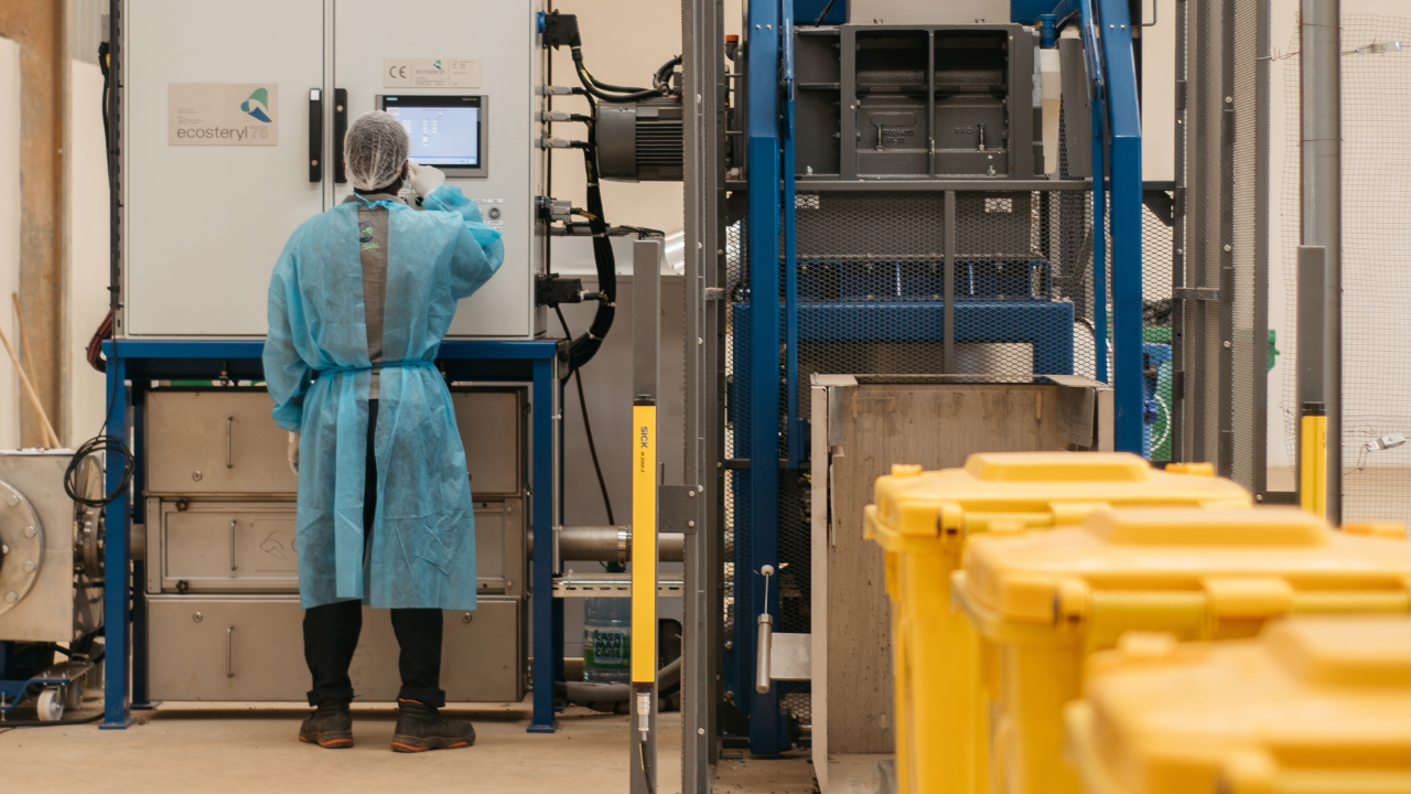 Sénégal : traitement des déchets biomédicaux par Dr Sett